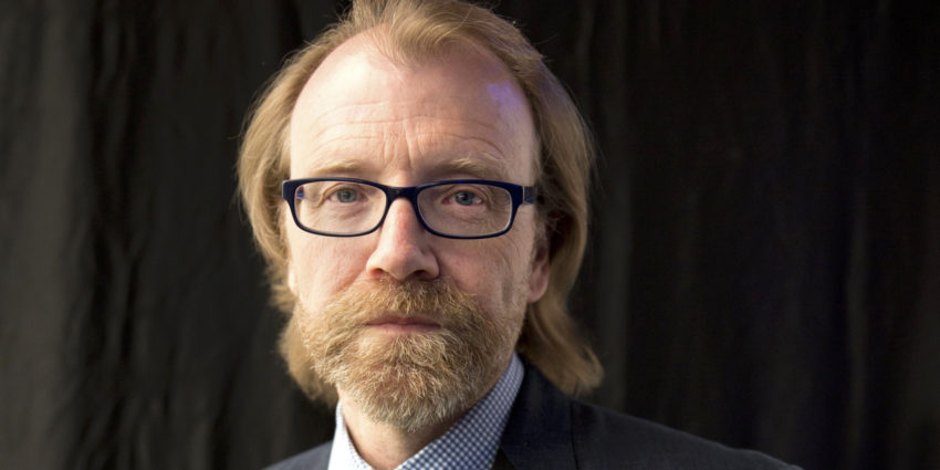 Leitura da Semana: Nadar Num Lago à Chuva, de George Saunders - Postal