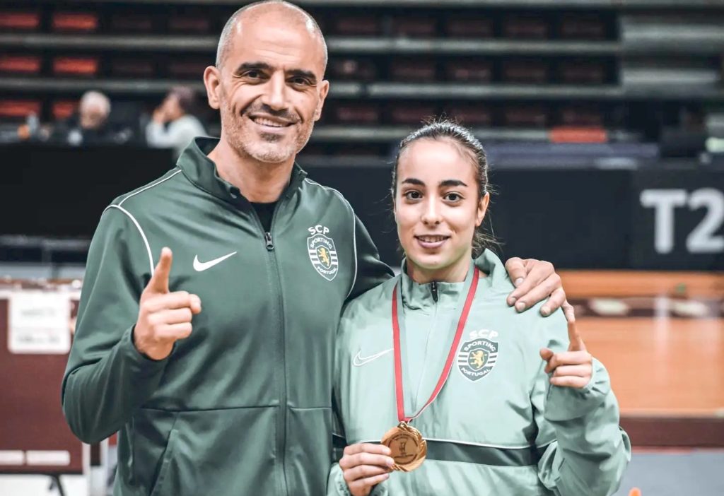 Karaté: Algarvia Catarina Rodrigues é campeã nacional sénior - Postal