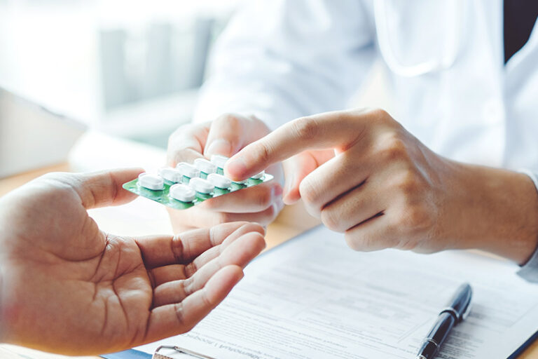 Tem em casa? Infarmed retira medicamento para a depressão do mercado ...