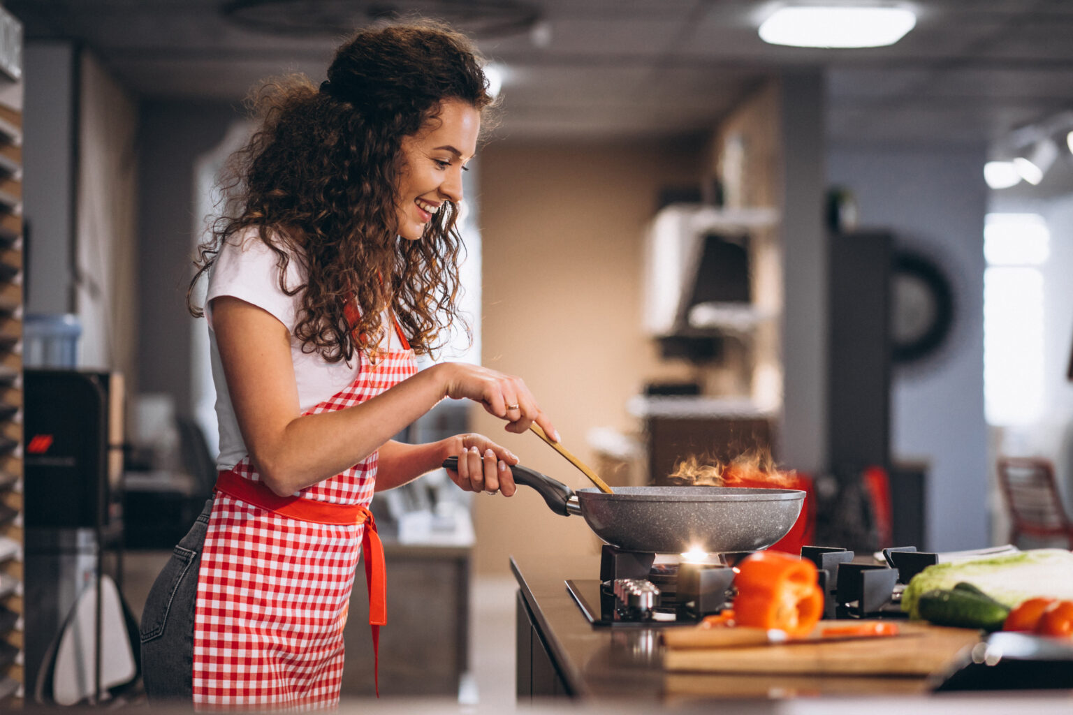 Aprenda o simples e prático truque para proteger a sua cozinha com ...