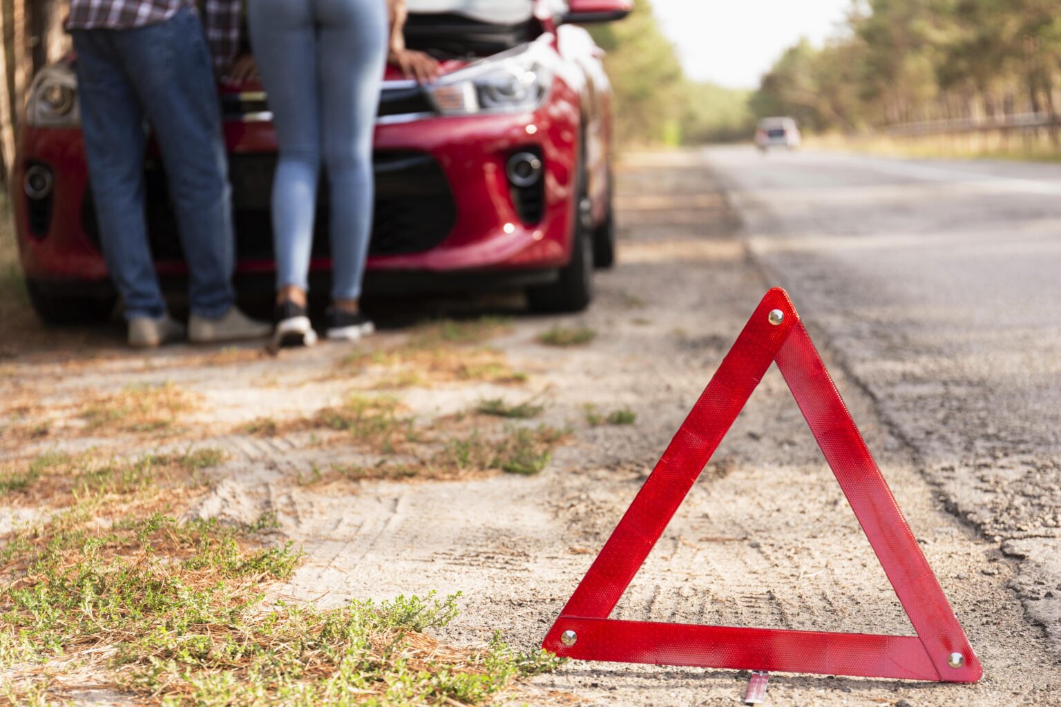 Afinal, sabe mesmo usar o triângulo do carro? Multas são pesadas se o ...