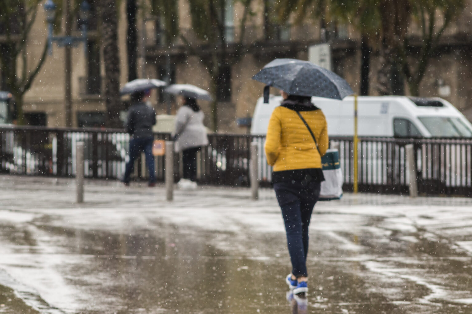 Chuva 'intensa' a caminho de Portugal: saiba onde e quando será o dia ...