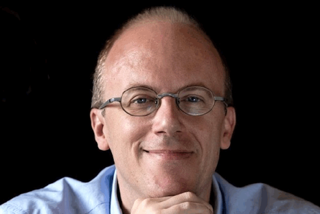 “Celebrando a Palavra” leva Luís Osório à Biblioteca Municipal de Lagoa ...