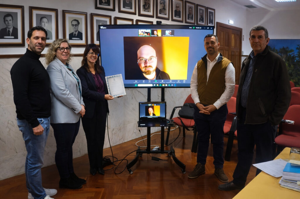 Diogo Duarte recebe voto de louvor do Município de São Brás de Alportel ...